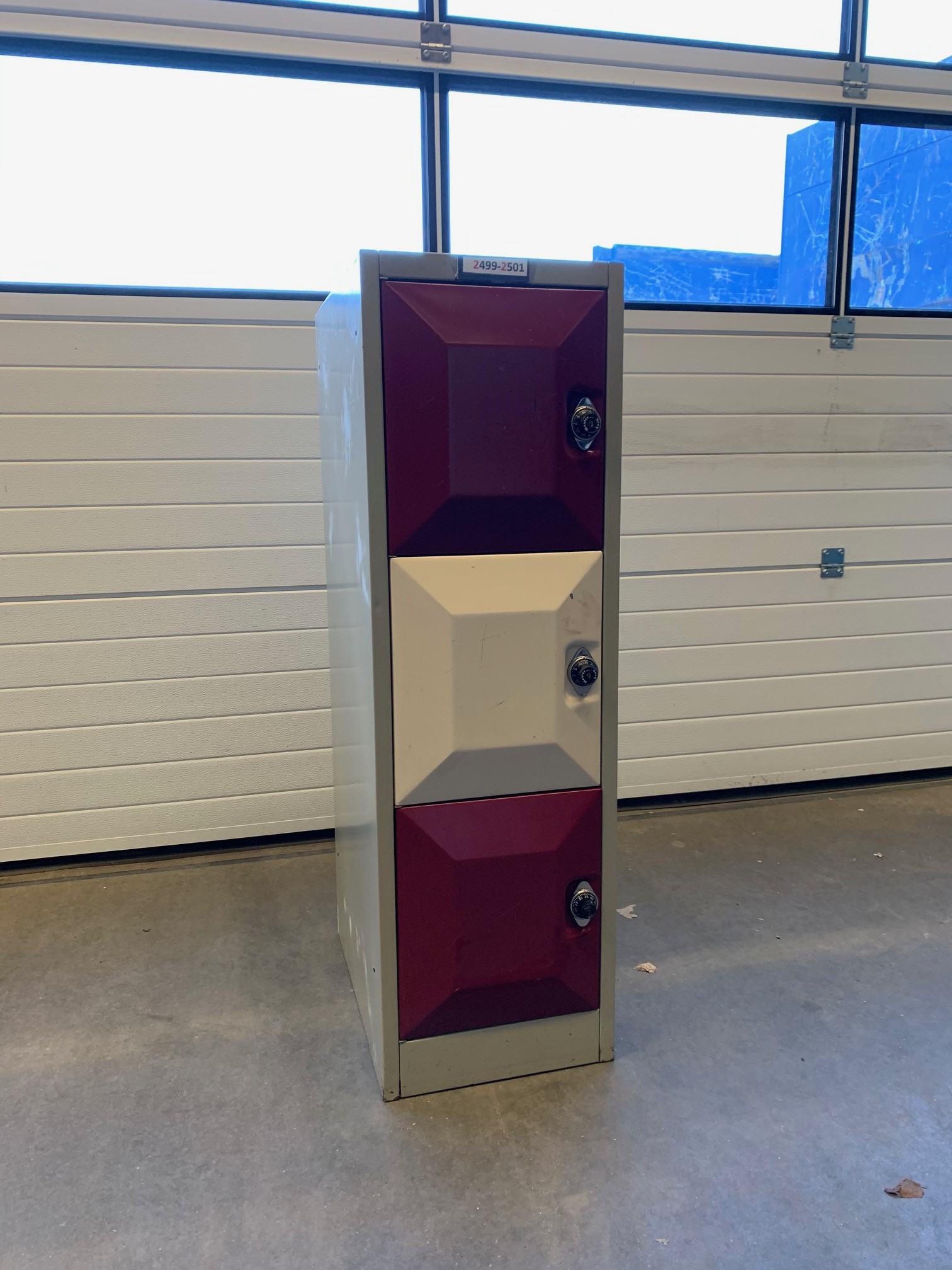 Lockerkast-3 met masterlock (laag) - Lockerman