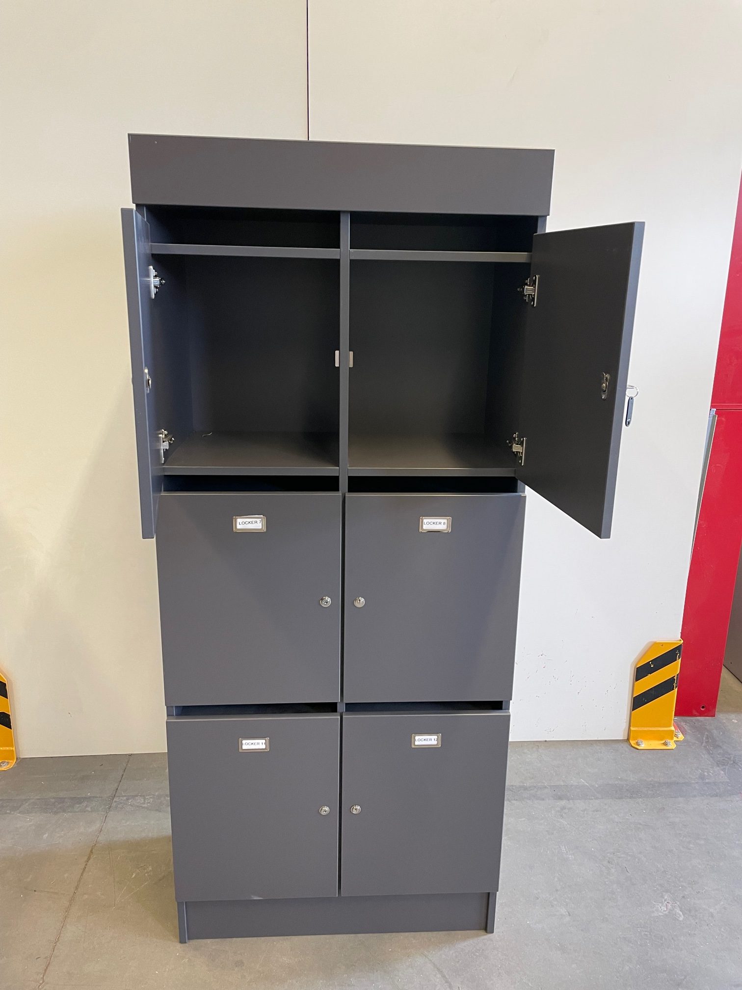 Postvakkenkast-6 hout breed antraciet - Lockerman