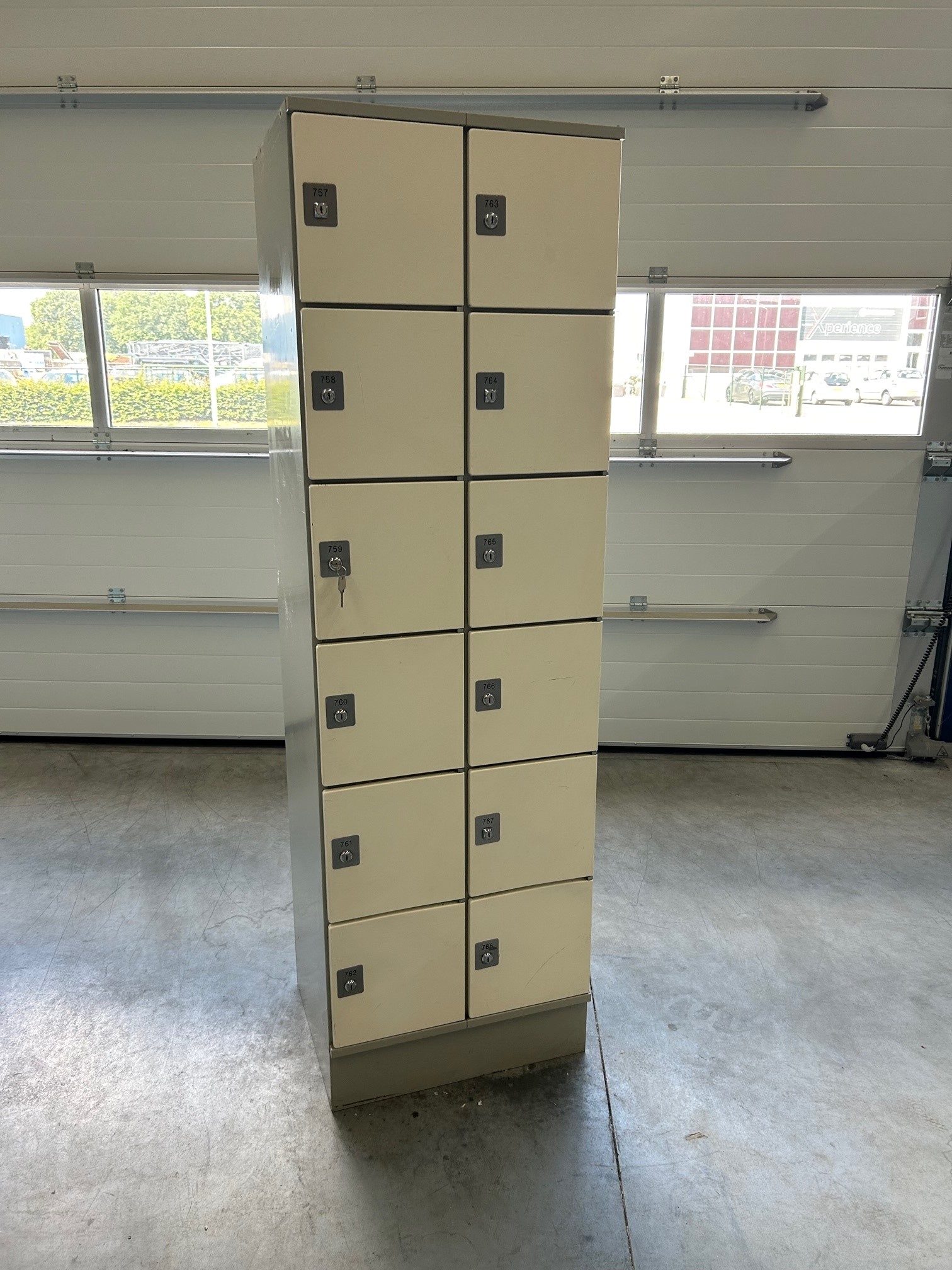 Lockerkast-12 grijs/wit - Lockerman